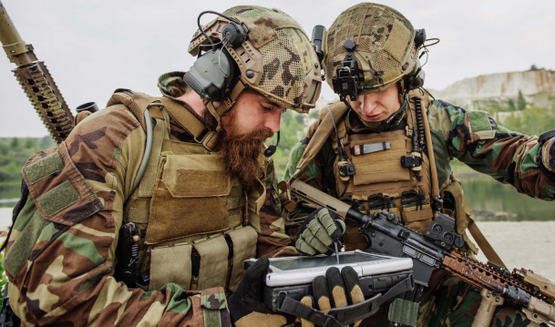 GPS DEFENSE APLICATIONS AND PROTECTION OF PRECISE POINT POSITIONING ...